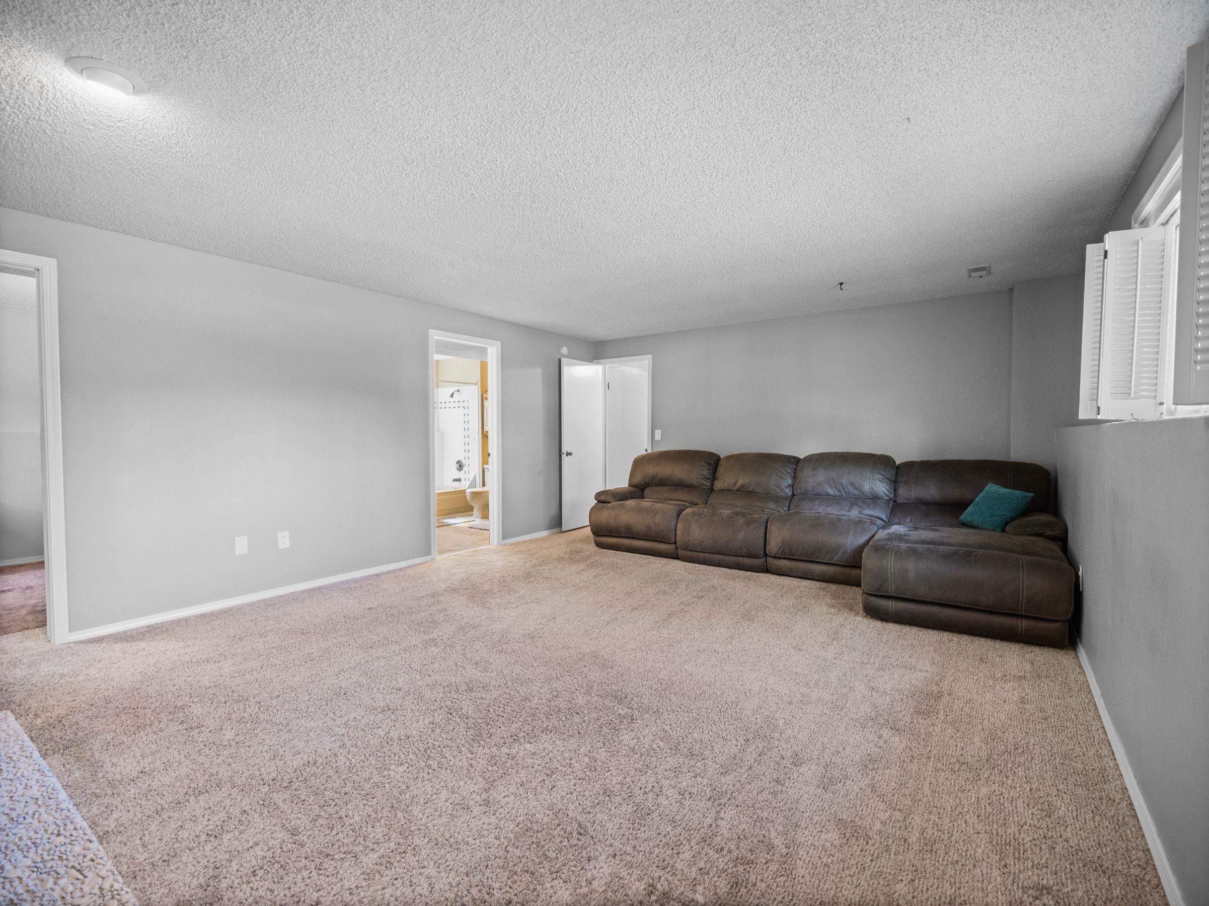 6227 S Moran Dr, Spokane, WA 99223