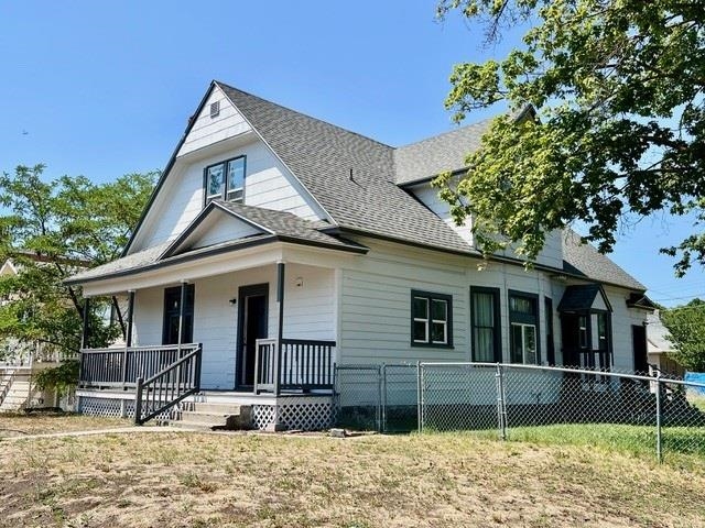 1304 W Maxwell Ave, Spokane, WA 99201 | MLS # 202519105